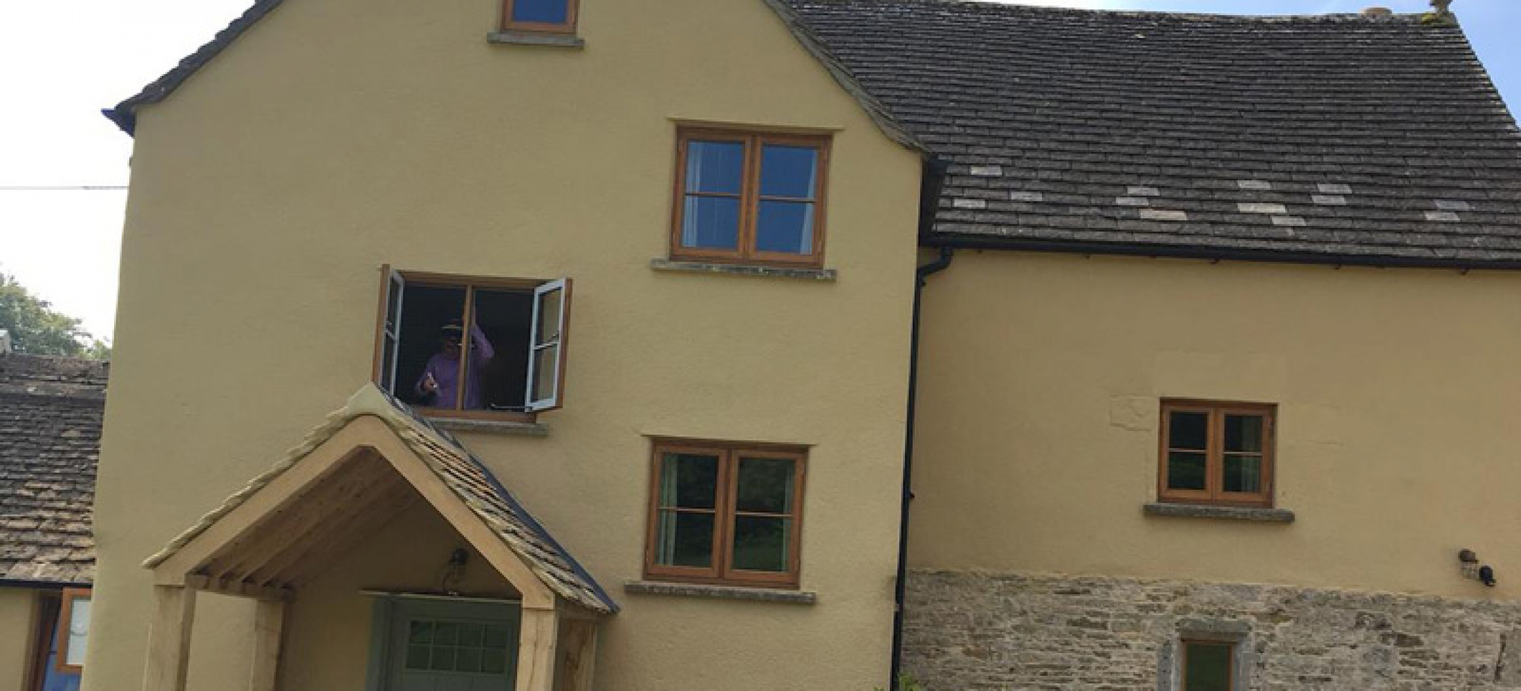 Lime render on external house wall - Cotswold Lime Works